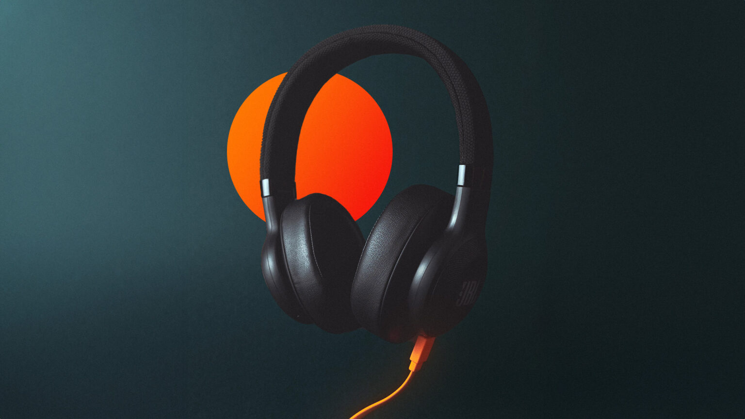 25 Top Tech Influencers Sharing Industry Insights - IZEA Worldwide, Inc