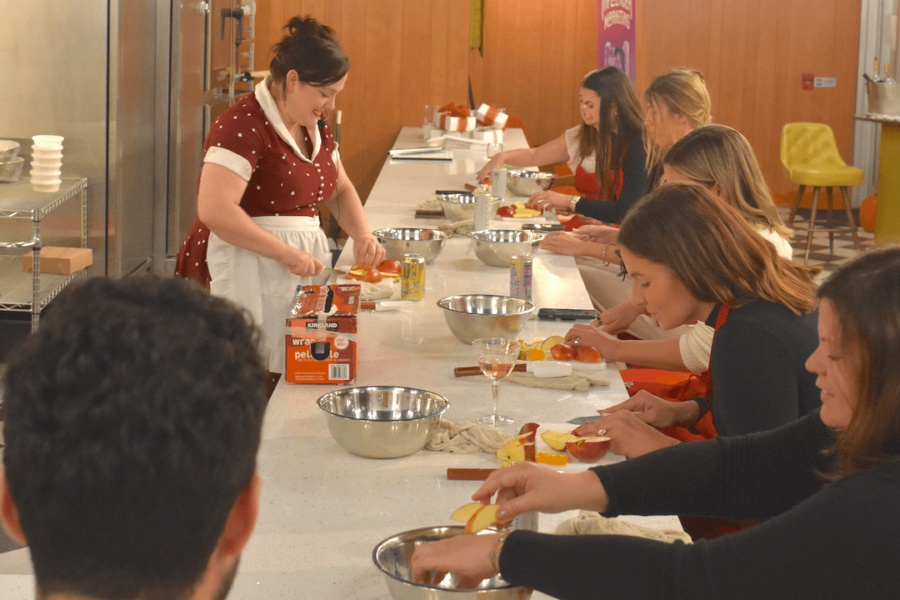 IZEA, Clients Bake Up Some Fun in Chicago - IZEA Worldwide, Inc